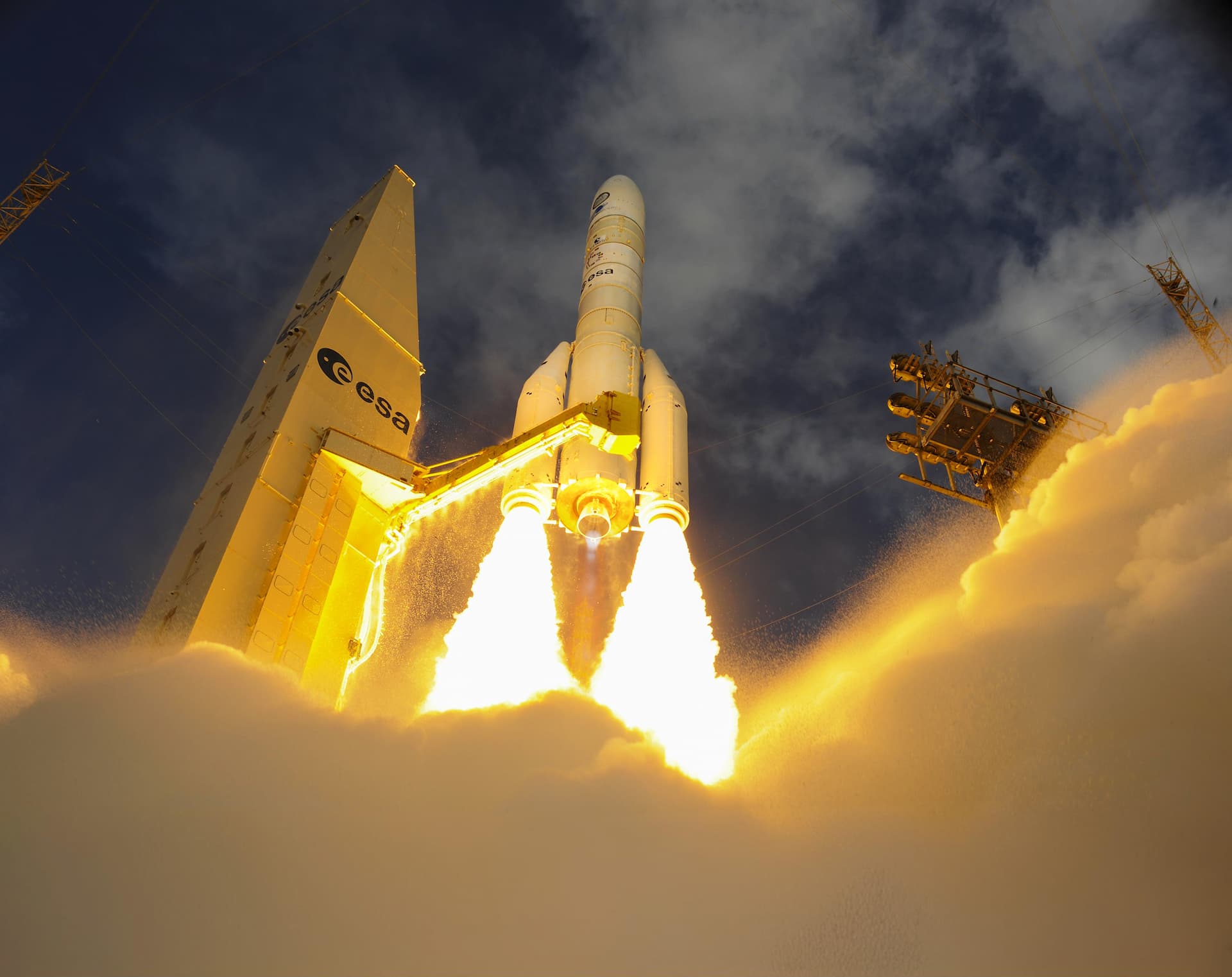 Ariane 6: The new-generation launcher for your space ambitionsAriane 6 ...
